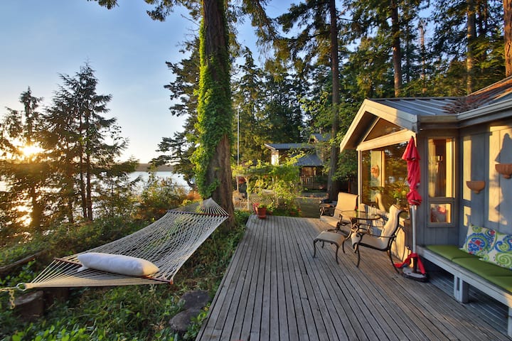 June Beach Cottage-no Cleaning Fee-water & Mt View - Langley
