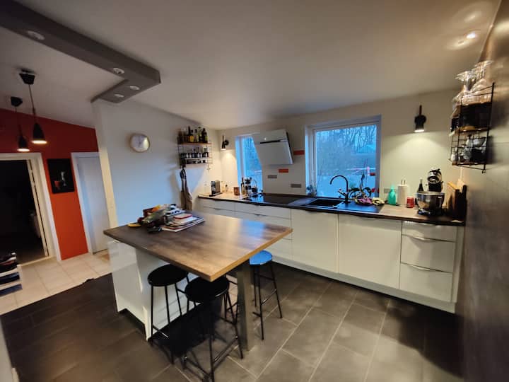 Airport-12 Hour's Stopover.
120.bed  Only For 12h. - Copenaghen