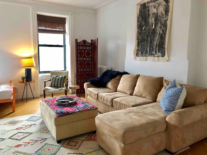 Sunny Top Floor Of Elegant Hoboken Brownstone Home - Hoboken, NJ