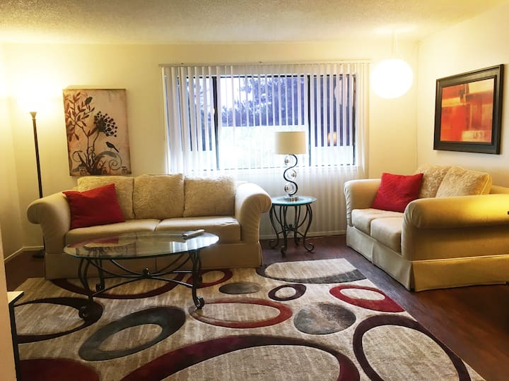 Great For Families 2 Bed | Bethel - 30 Day Stay - Redding, CA