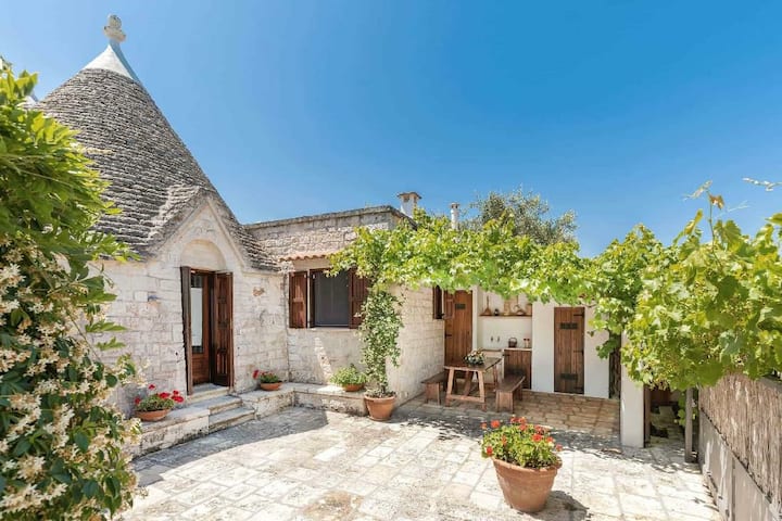 Trullo Sabina - Tipico Trullo Pugliese - Apulia