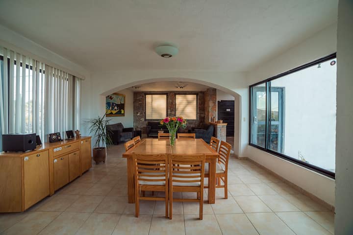 Hermosa Casa Con La Vista Perfecta - Bernal