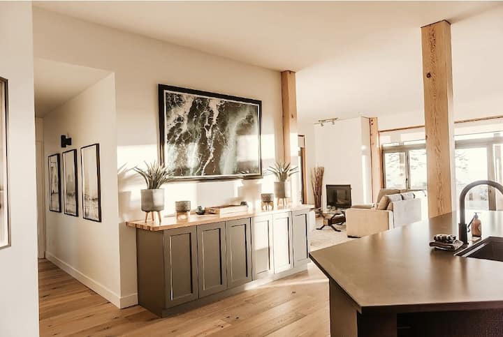 Design Home! 2,100ft 3bd 2.5 Bth Spectacular Views - Ucluelet