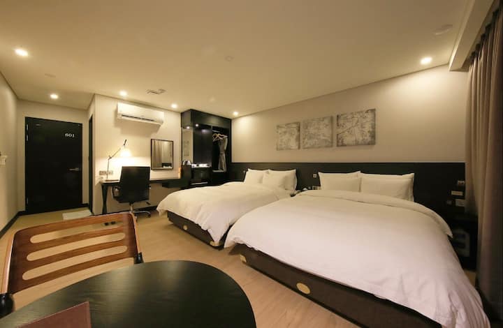 여의도 오세요? 여기로 오세요! (최대 4인) - Seoul