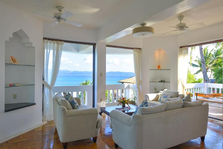 Tropicana Ocean Villas (Villa Aloy) - Malay