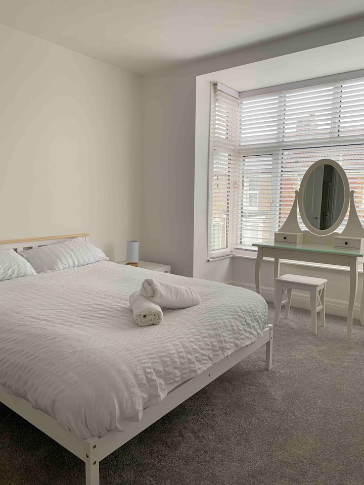 Iris Home In Southsea - Portsmouth