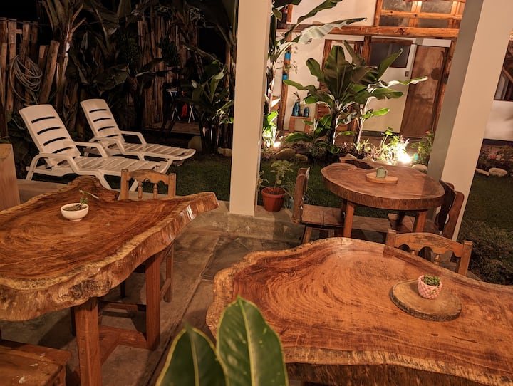 Economy Room/2camas Wifi/tv/cocina/frankfurter Hof - Pasco