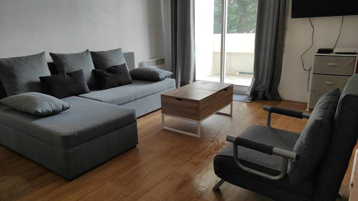 Lumineux, Balcon Et Parking, Résidence Calme - Vannes