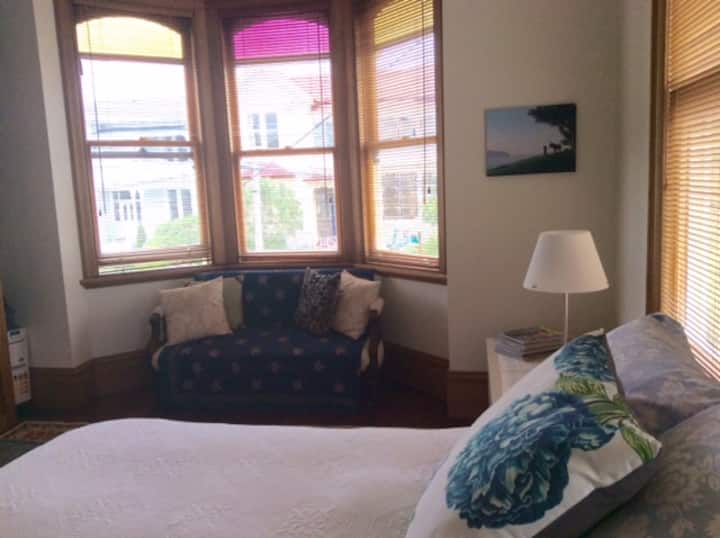 Mt Victoria Garden Villa Restored - Wellington