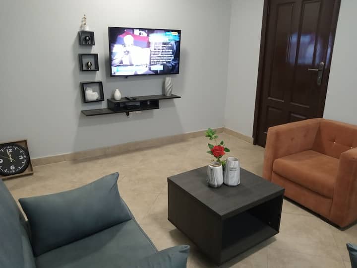 Emmave Cosy Apartment In Kumasi - Kumasi