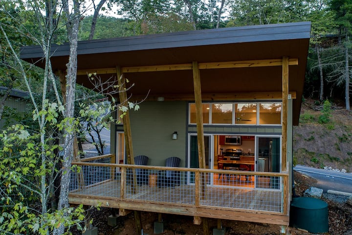 Pilot Cove Studio - Modern Luxury W/ Nature! - Brevard, NC