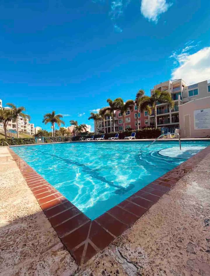 Beach & Ferry • Penthouse 3br •Pool • Fast Wi-fi - Ceiba