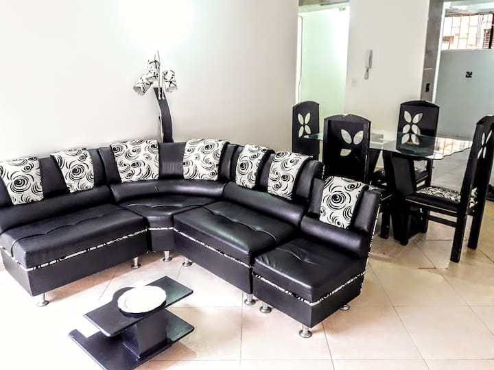 Habitación Privada Con Baño Privado Y Tv. - Bogota