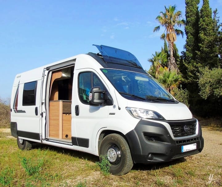 Magnífica Camper Perfecta Para Parejas. - Cambrils