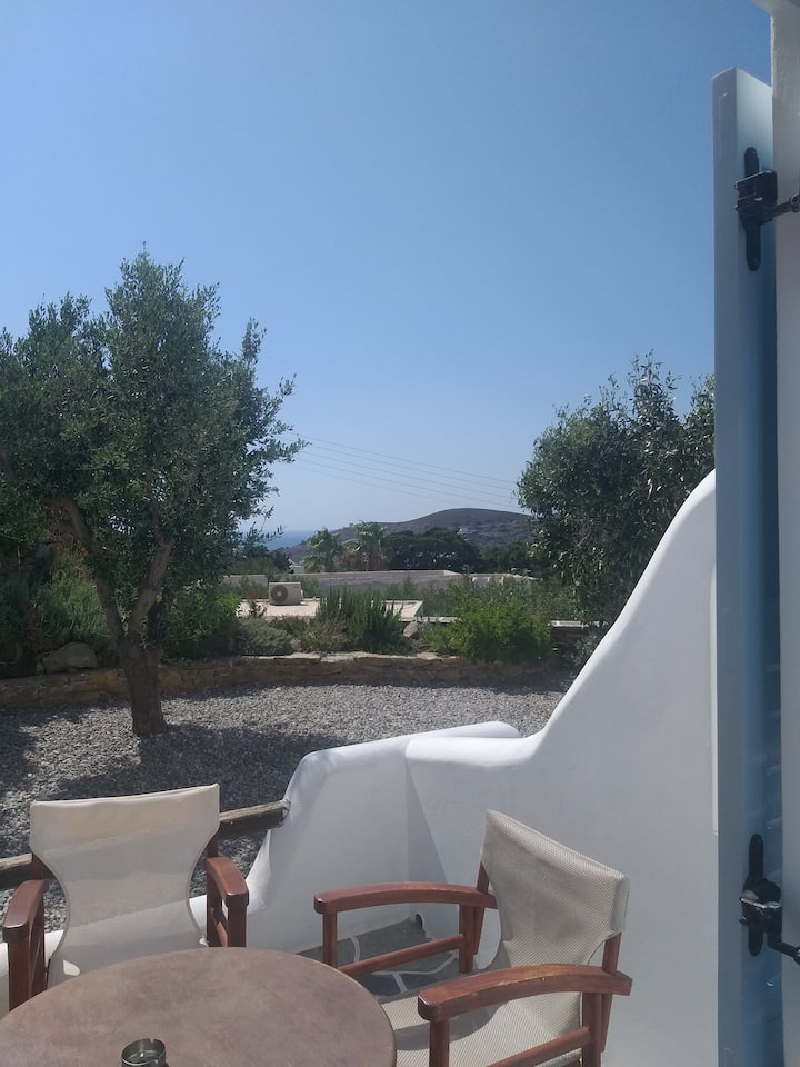 Maria's Place Ios - Ios