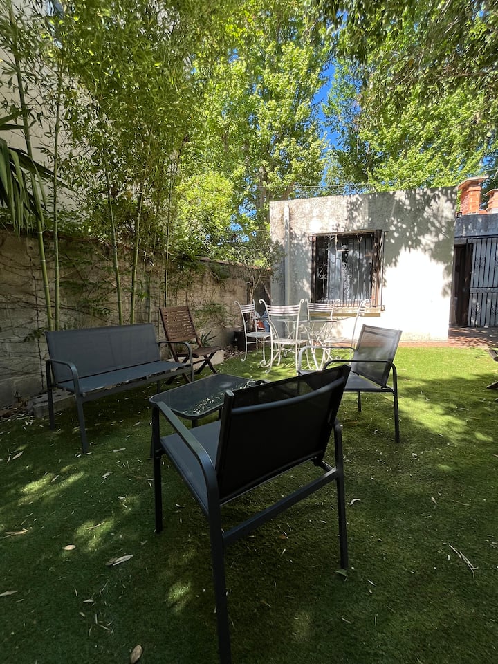 Maison, Unique,  Jardin - Arceaux, Clim, Wifi - Languedoc-Roussillon