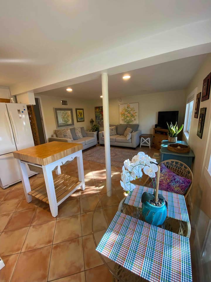 Sandy Cove Hideaway At Delray - Delray Beach, FL