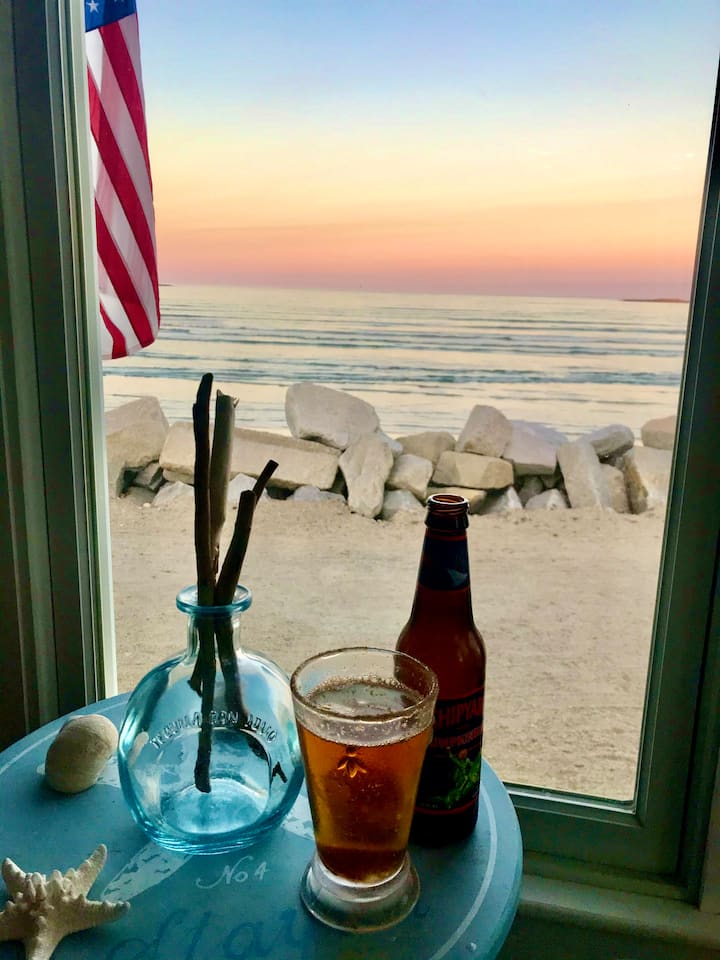 Deja Blue~guest Beach House - New England