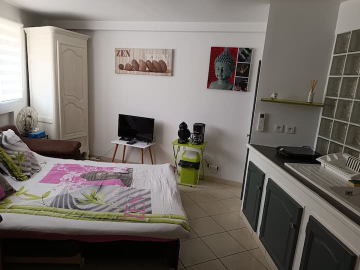 Joli Studio Climatisé Dans Quartier Résidentiel - Hyères