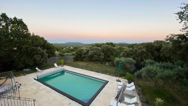 Villa Provençale Avec Vue Et Piscine - Saint-Maximin-la-Sainte-Baume