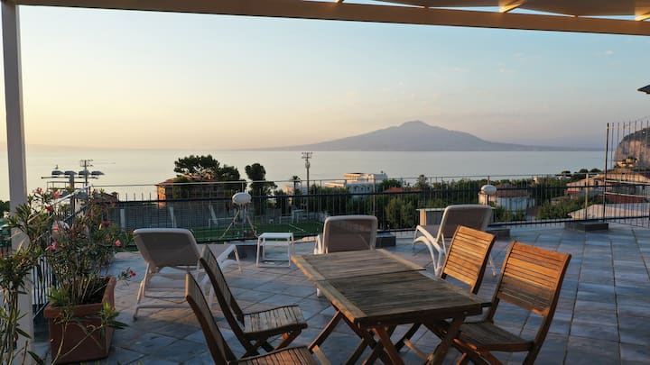 Skyview - Stunning Sea View Terrace In Sorrento - Sorrento