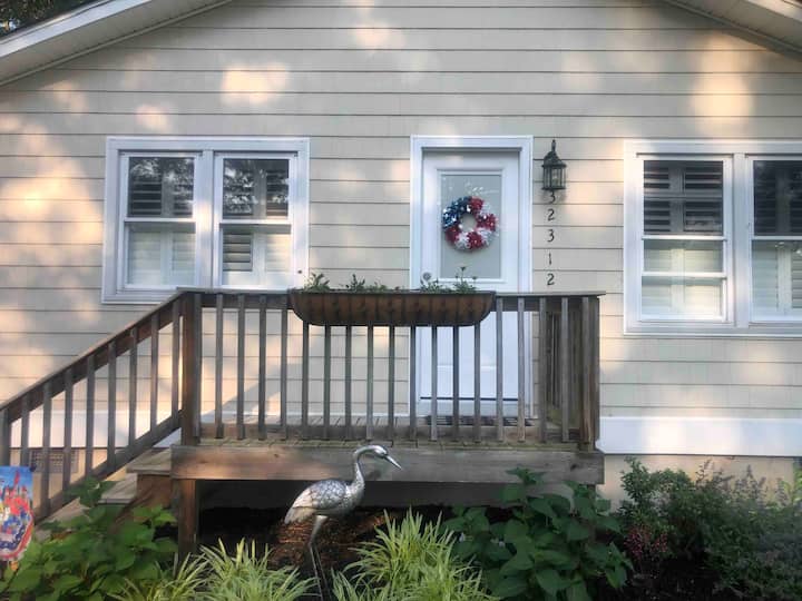 Bay To Beach Cottage, Couple’s Retreat - Bethany Beach, DE