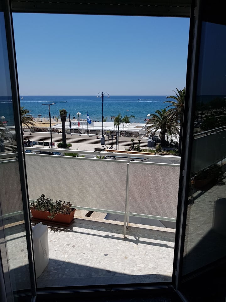 Sea View, Cozy, Warm Apartment - Terracina