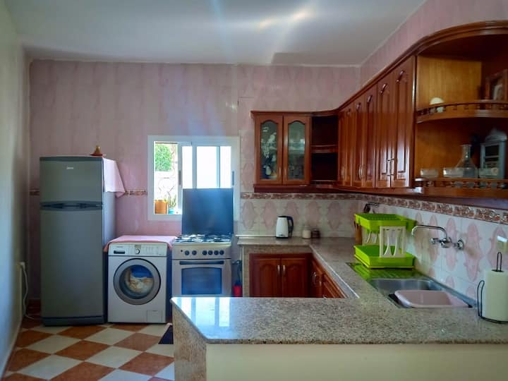 Ravissante Appartement Située Au Coeur De La Ancienne Médina, Entre Merchane  Et La Kasbah De Tanger , à 5 Min De Café El Hafa Et Hanafta - Tanger