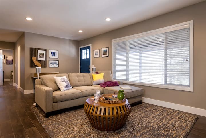 Downtown Truckee Retreat - Truckee, CA
