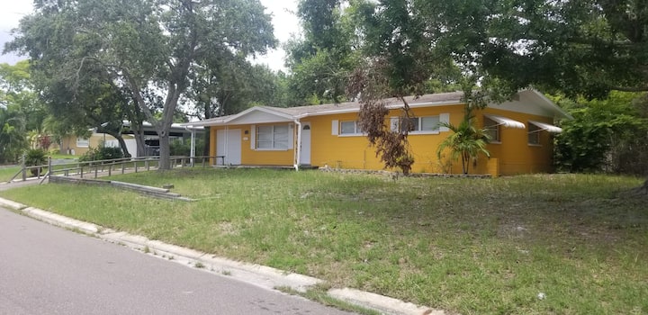 Coquina House - Saint Petersburg, FL