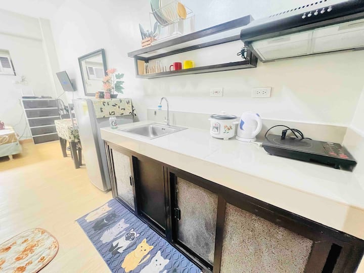 Studio Unit (Longterm)-trees Residences - Quezon City