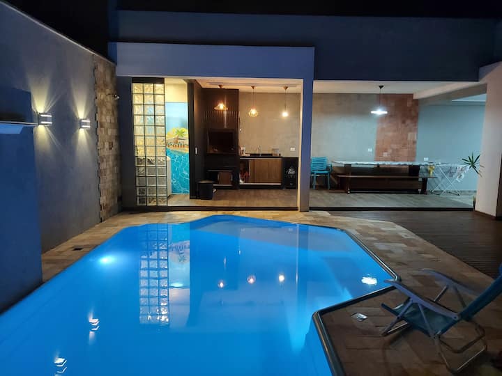 Excelente Casa Com Piscina (Diárias E Temporada - Brazil