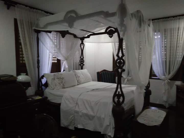 Casa Tres Antonios - Tagaytay