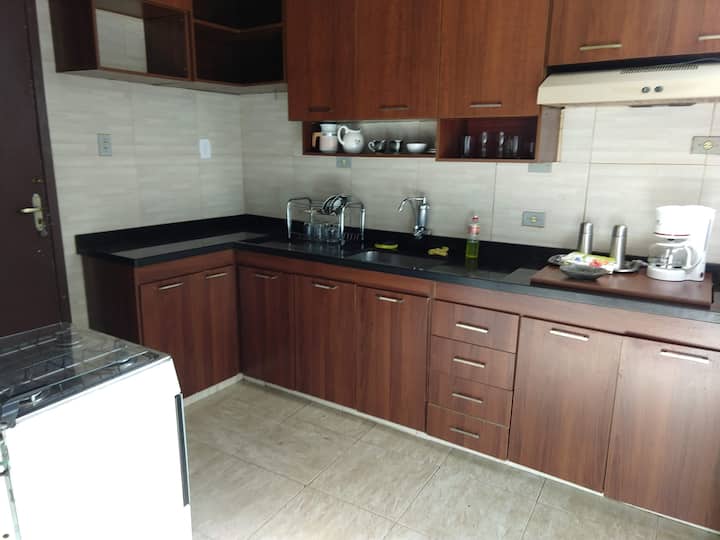 Apartamento Amplo Com óTima Localização. - Juiz de Fora