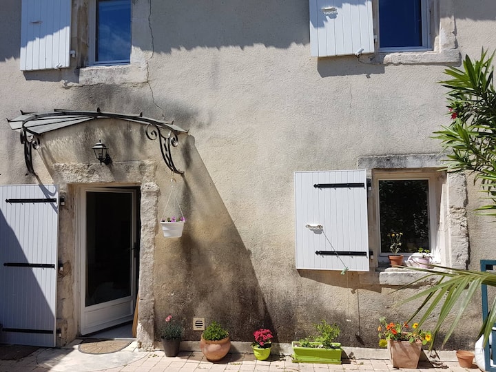 Petit Mazet Avec Jardinet à Saint Paul 3 Châteaux - Suze-la-Rousse