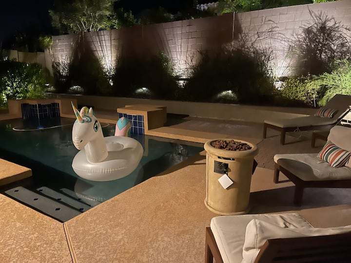 Pool Oasis Nascar Golf Hike Baseball Pickleball - Goodyear, AZ