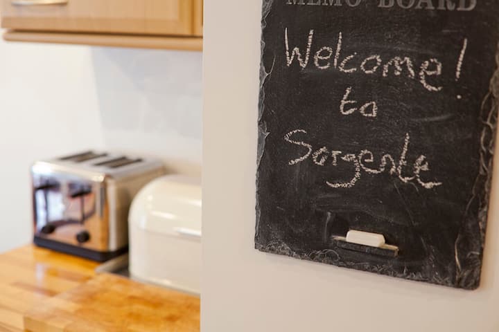 Sorgente Cornish Holiday Cottage - 콘월