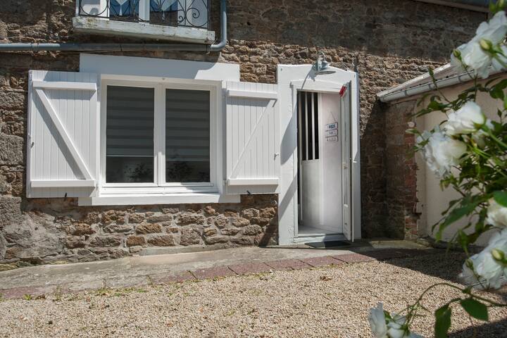 Appartement T2 + Courette -Saint-enogat 500m Plage - Dinard