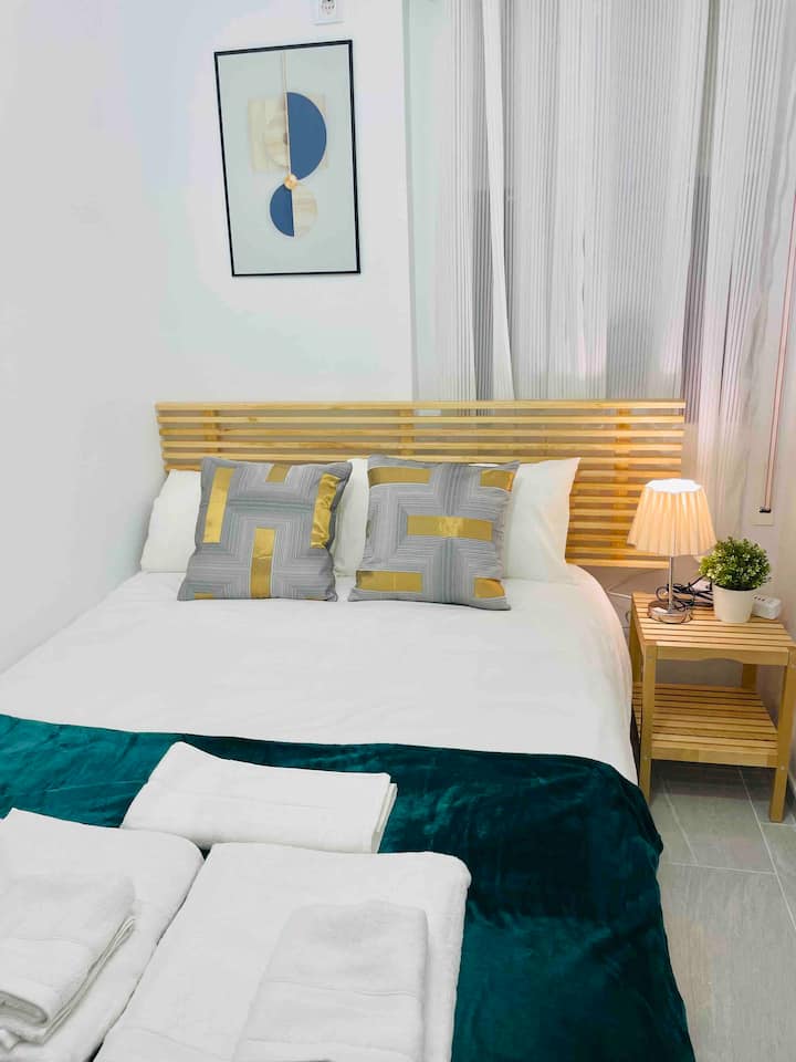 Acogedor Apartamento Junto A La Caja Mágica - Getafe