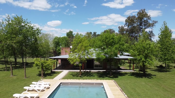 Casa Quinta De Campo En City Bell -La Plata - 