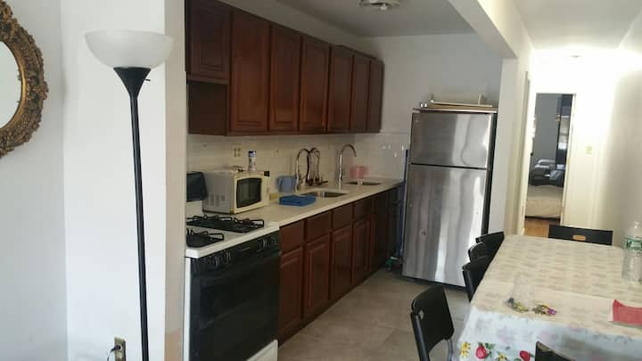 Crown Heights Guests House 3l - Crown Heights, NY