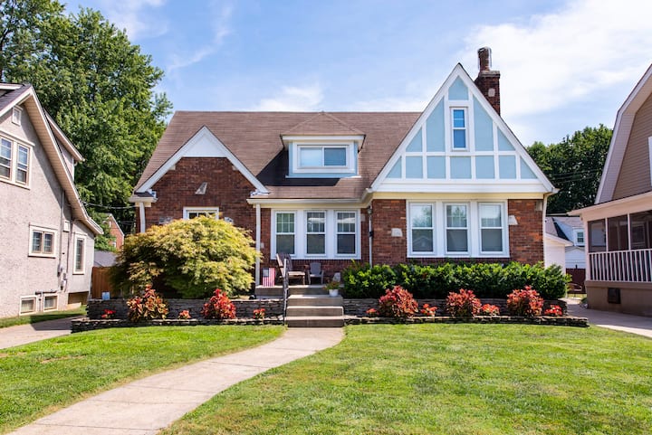 Full House Near Expo Center - Best Location In Lou - Louisville, KY