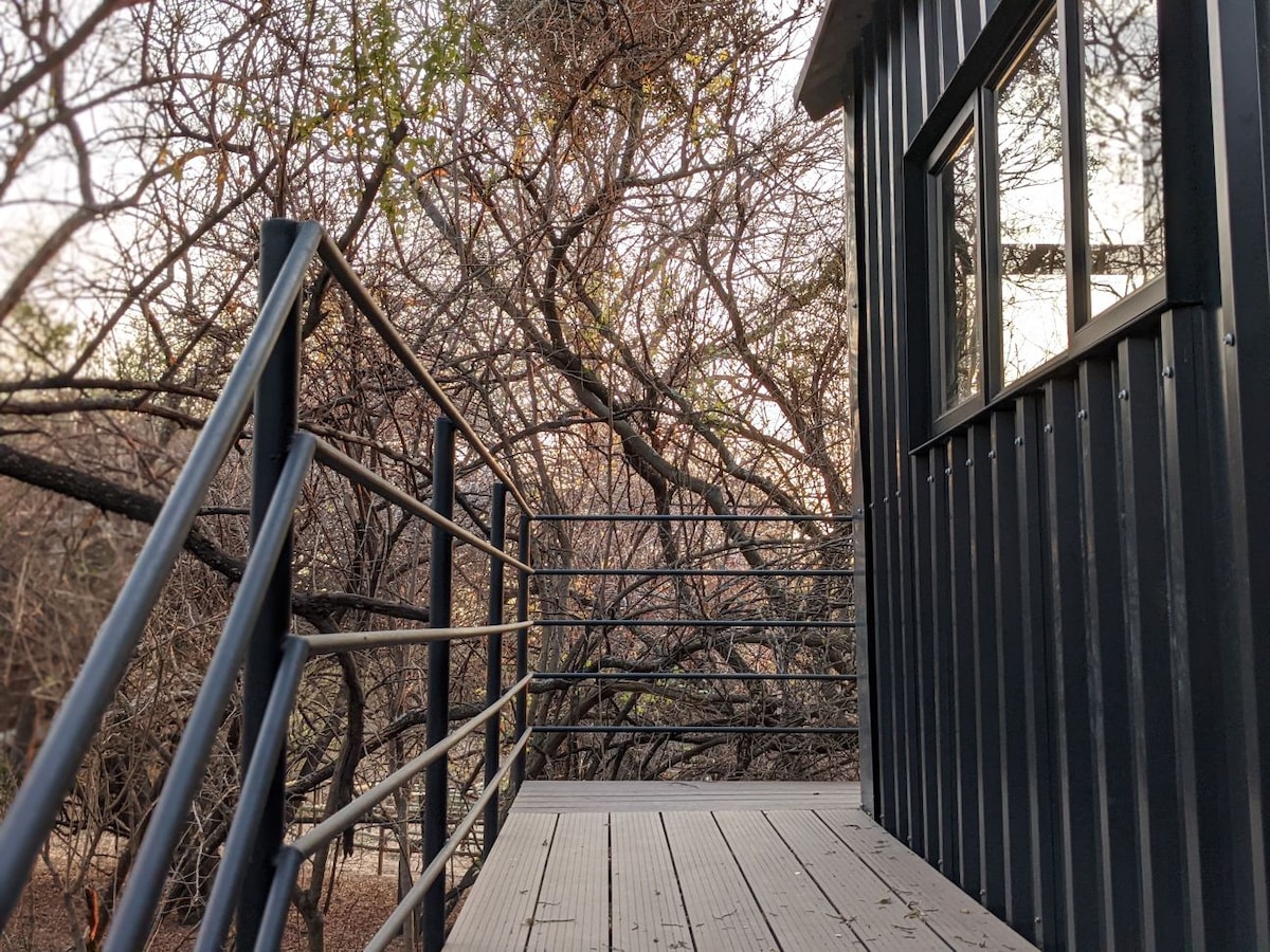 Incredible Treehouse getaway immersed in nature - Treehouses for Rent ...