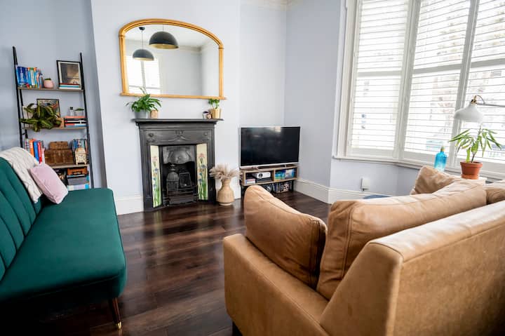Modern Central Brighton Apartment - Brighton