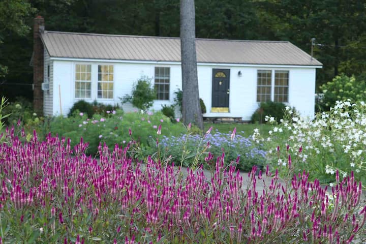 The Cottage At Everything Botanical Llc - Bantam Lake, CT