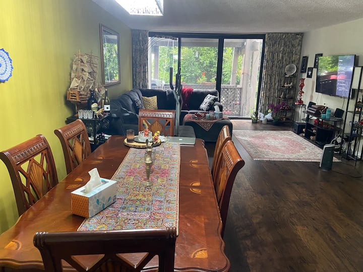 Luxury With Gym, Pool, Sauna, Jacuzzi.near Beach - El Segundo, CA