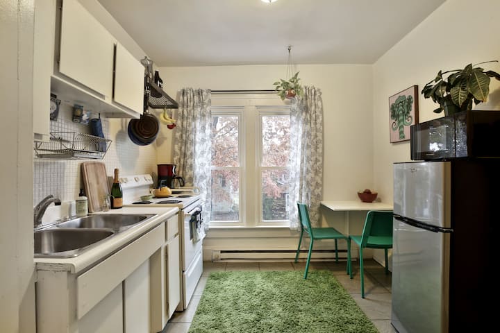 Sohud Treetop Townhouse (C) - Upper Arlington, OH