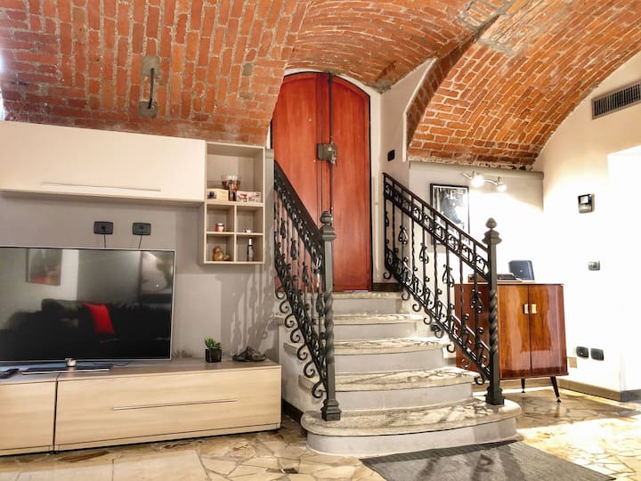 Guest House 91 (Centro Storico-navigli-darsena) - Milão