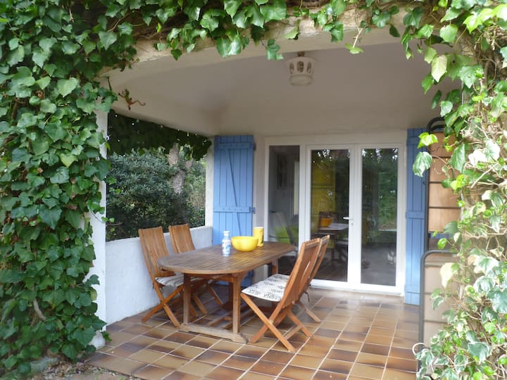 Grand Rez De Jardin D'une Villa+terrasses+jardin - Grimaud