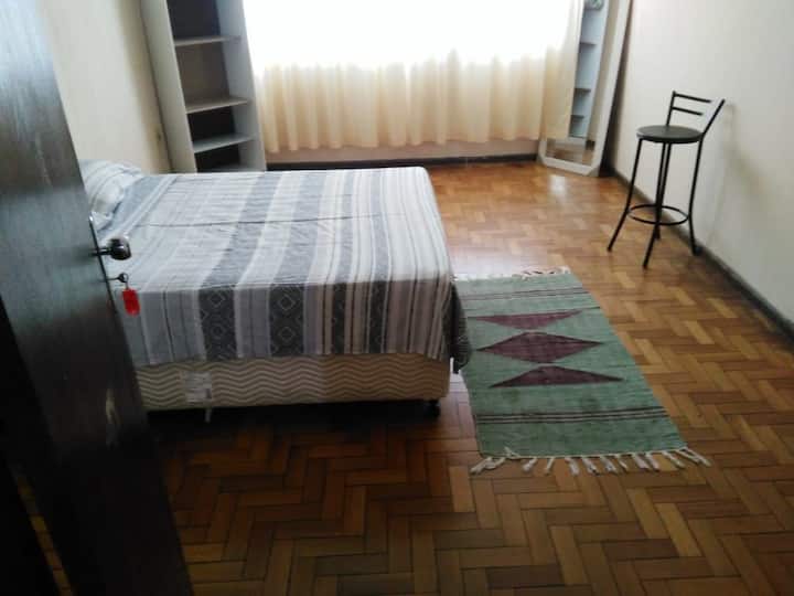 Casa Ampla No Coração Da Cidade. - Conselheiro Lafaiete